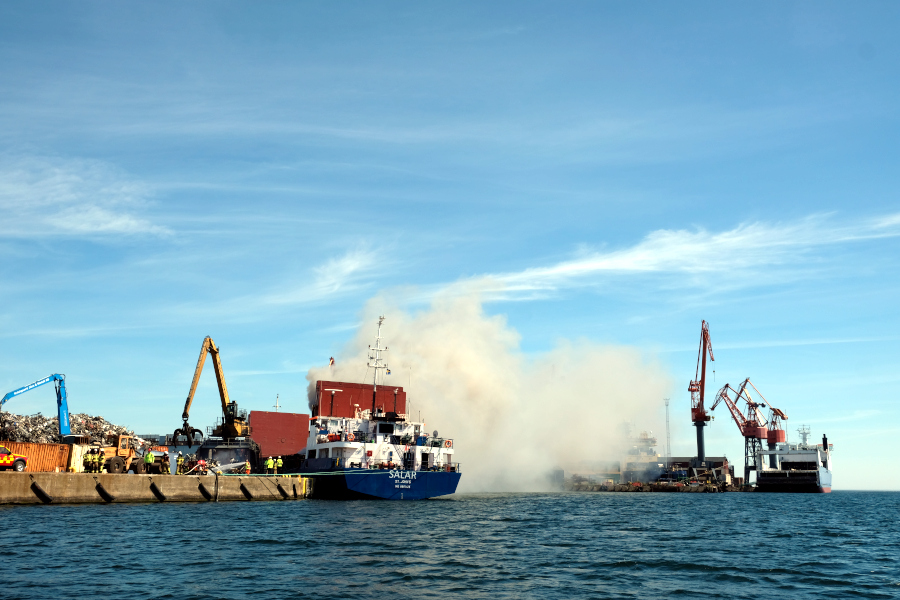 Landskrona Direkt | Brand i fartyg i Landskrona hamn